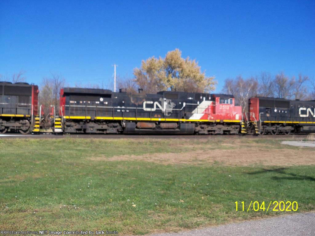CN 2513